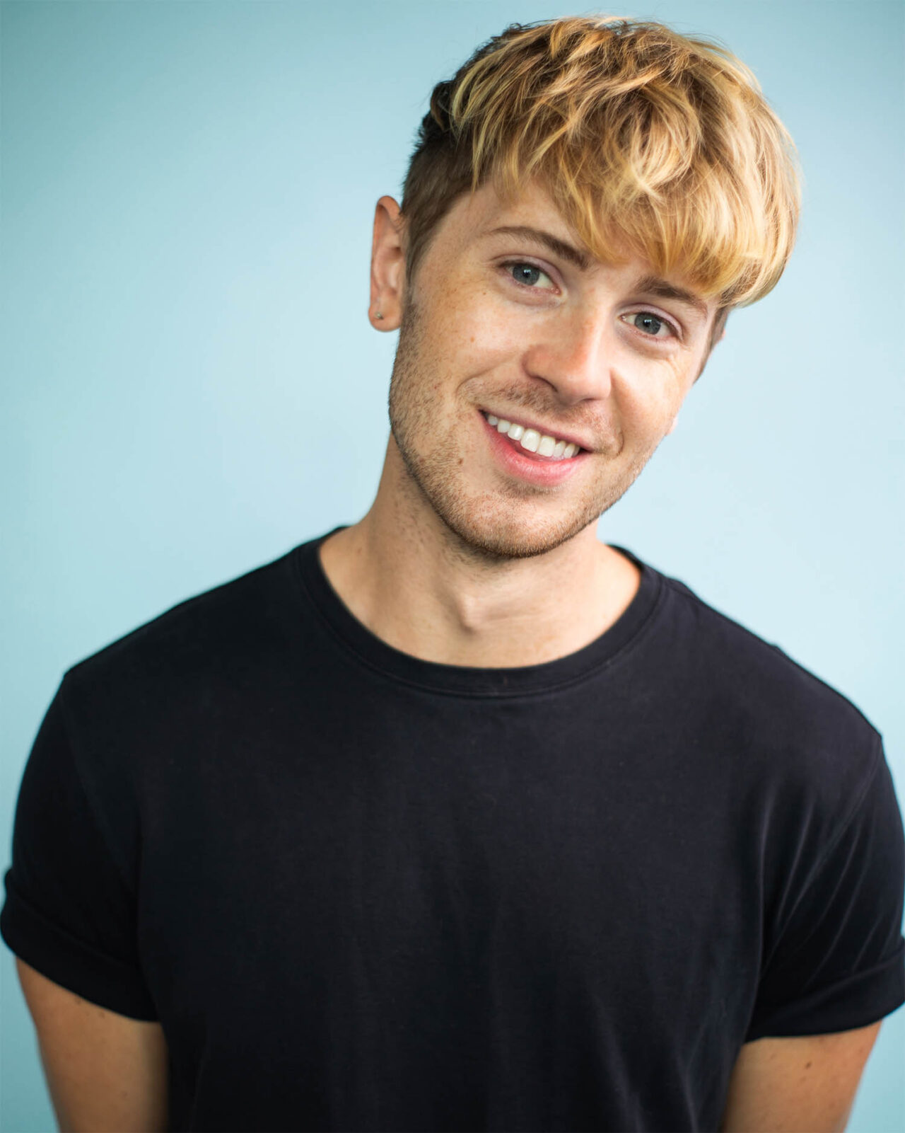 Headshot & Resume | Josh Hudson
